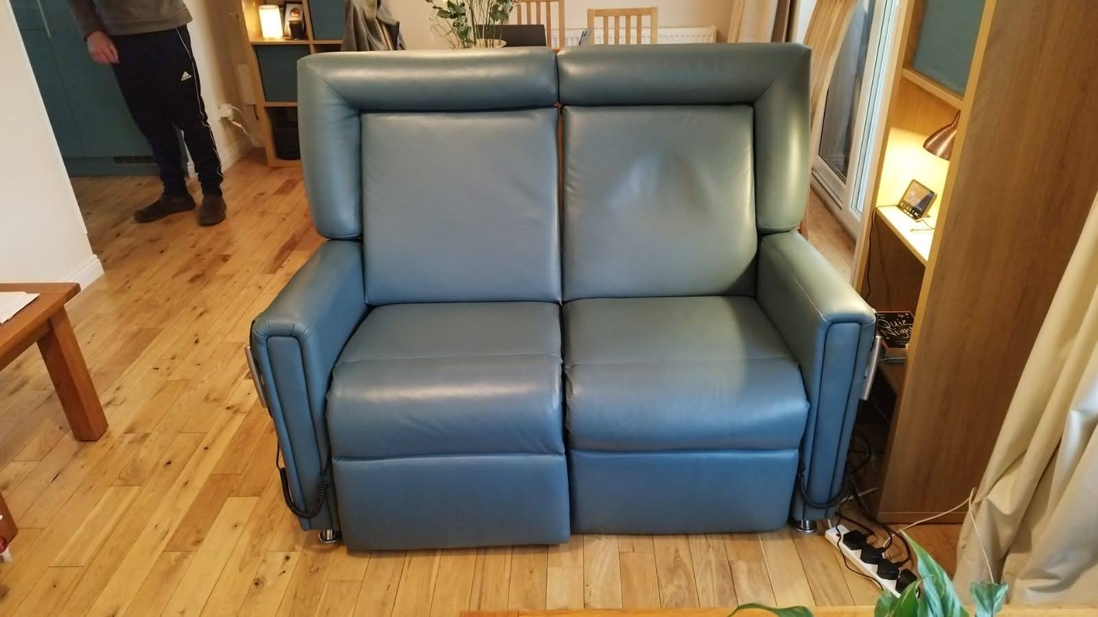 South Lanarkshire Sofa Inspection Report... - Signature Upholstery